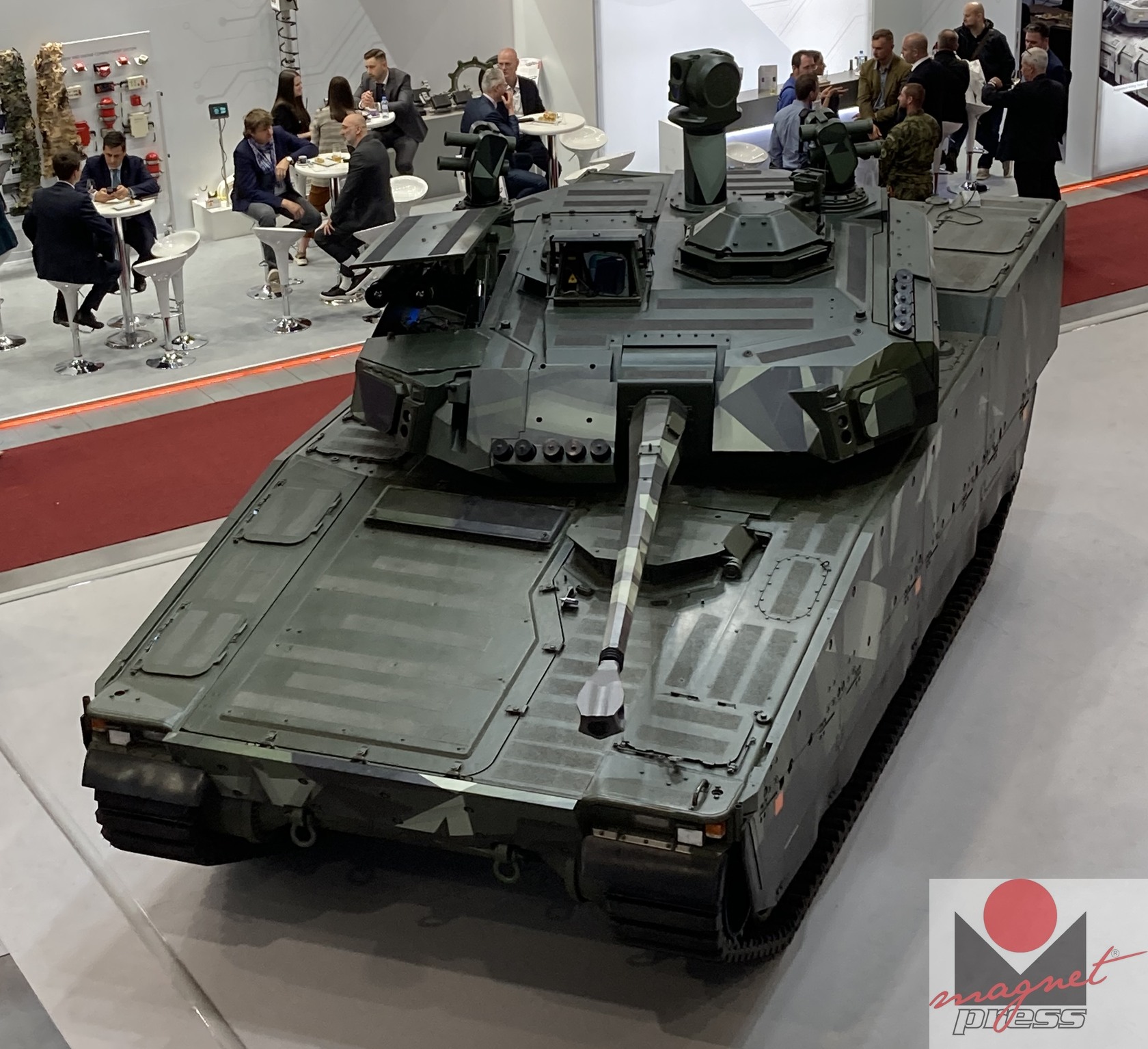 Armáda ČR dostane až 246 BVP typu CV90 MkIV | MAGNET PRESS